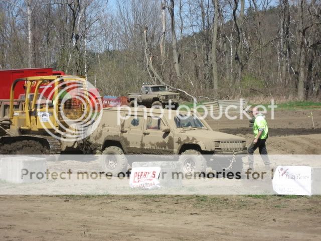 Vermont Mud Bog Event | Hardcore Sledder