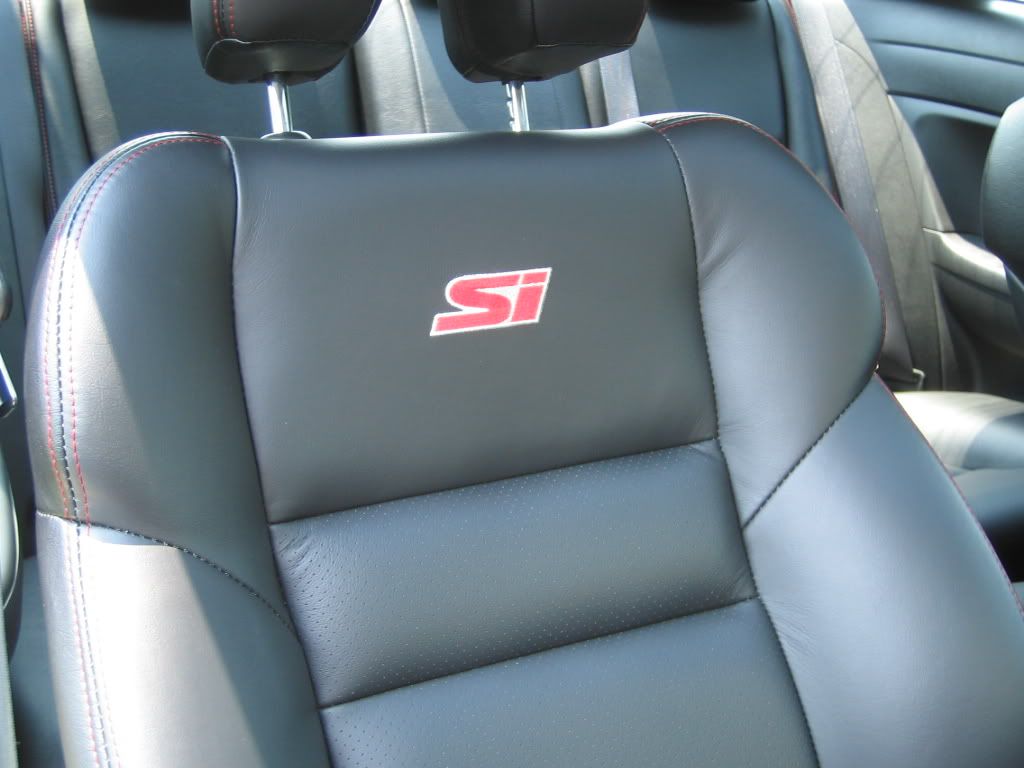 Si leather interior pics | 8th Generation Honda Civic Forum