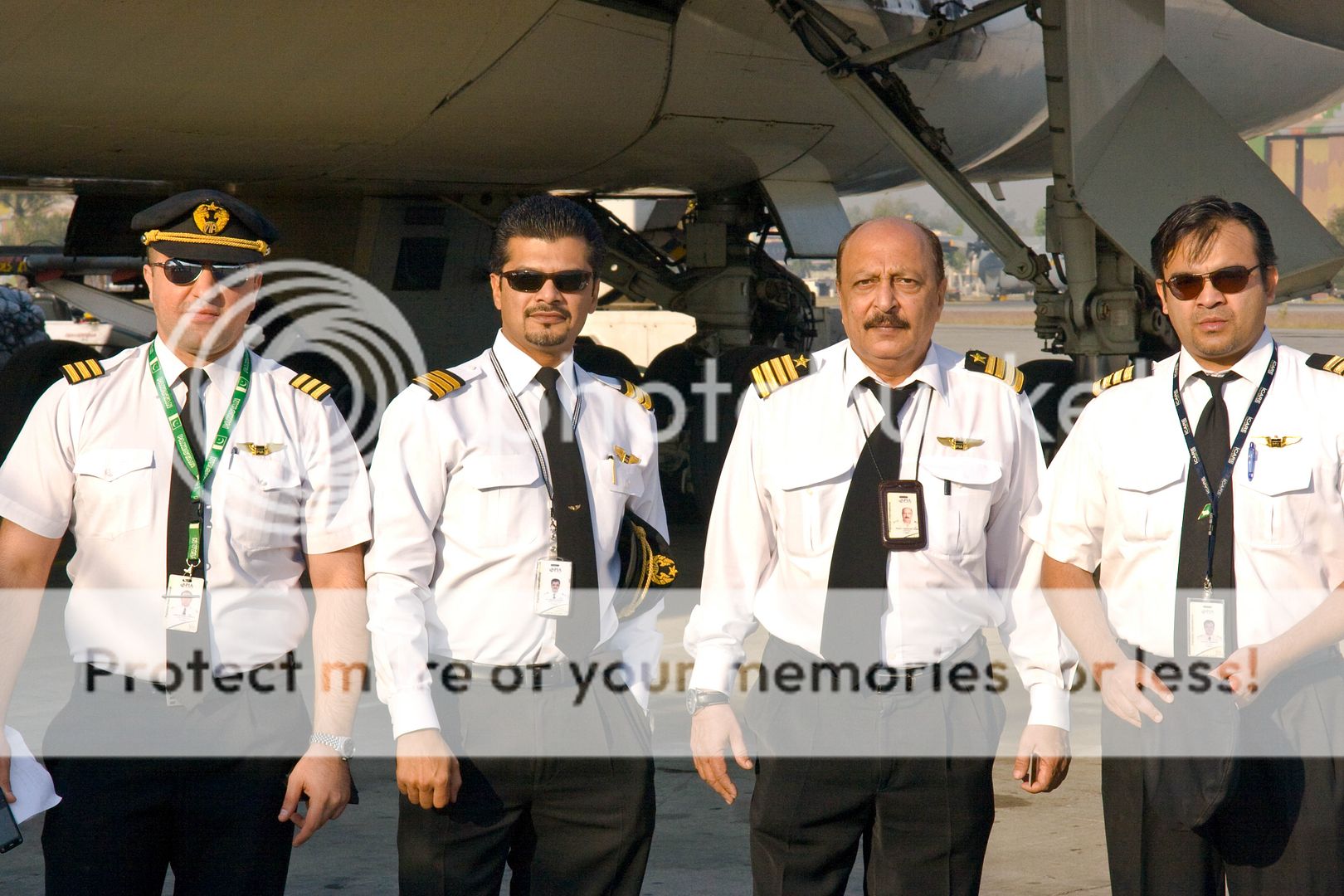 PIA Boeing 747-240B Combi (AP-BAK) - Photos by Aroosh - History of PIA ...